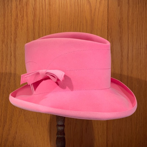 Saks Fifth Avenue | Accessories | Vintage Womens Luxury Hat Dinner ...